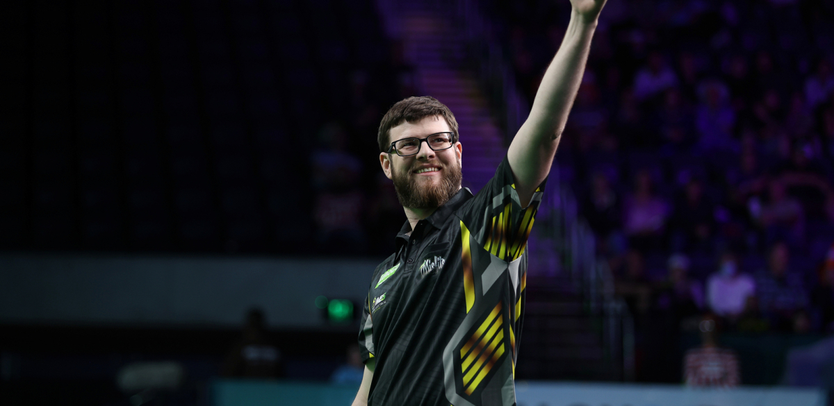 Pusey preserves Play-Off hopes with Night Six success in Wellington | PDC